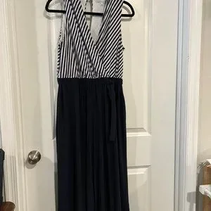Sandra Darren | Dresses | Sandra Darren Maxi Dress Women Size Medium ...